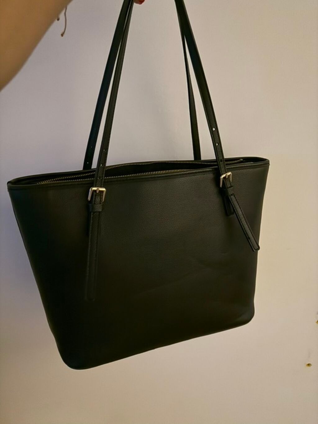 Elegantna ženska tote torba – crna