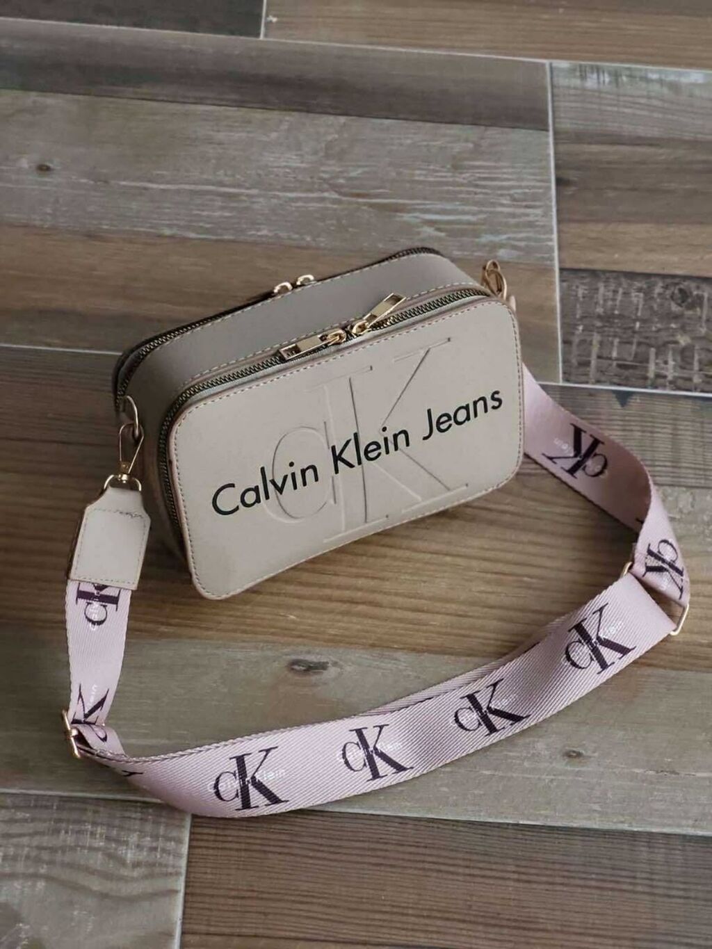 Torba za rame, Calvin Klein