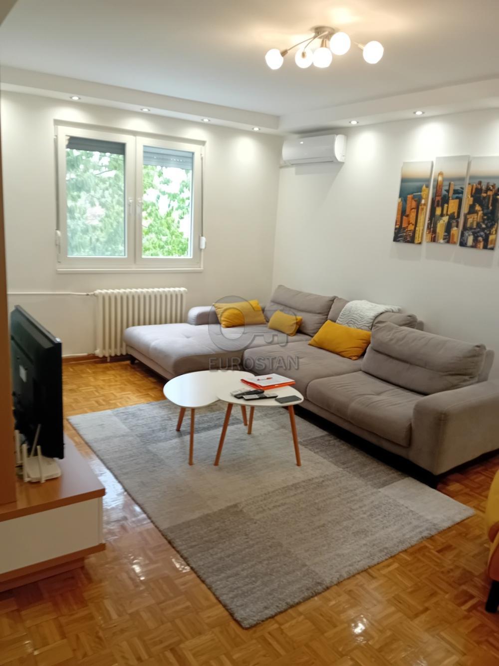 Nedeljka Gvozdenovića, Trosoban stan za izdavanje, 91m2, 900€