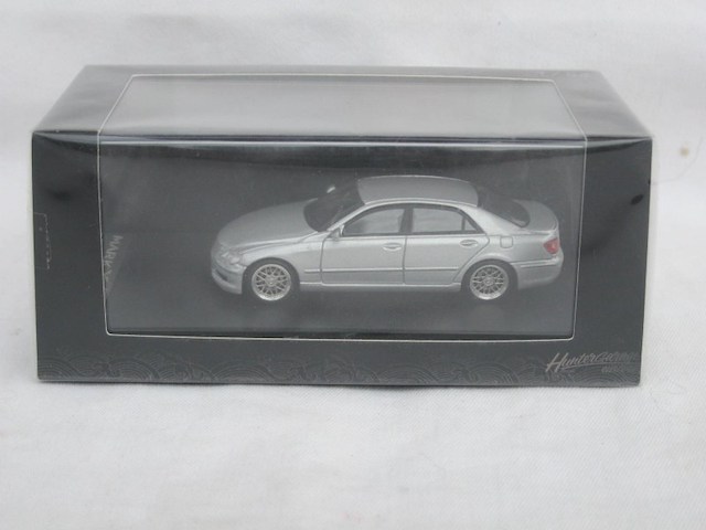 1:64 hunter garage toyota mark X