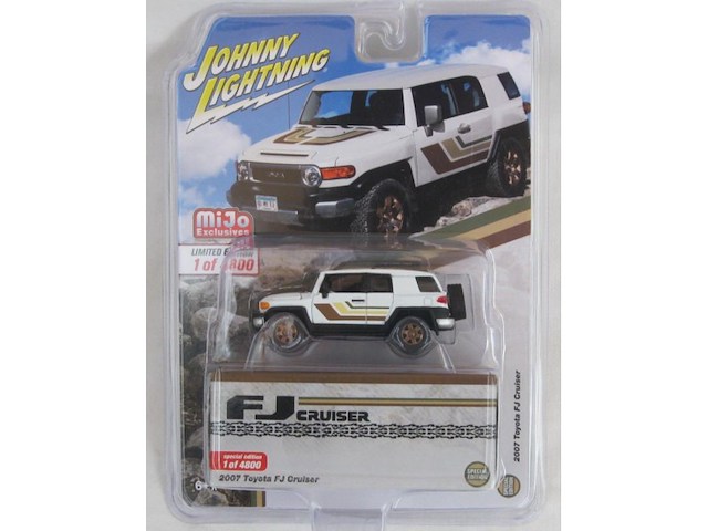 1:64 johnny lightning toyota FJ cruiser
