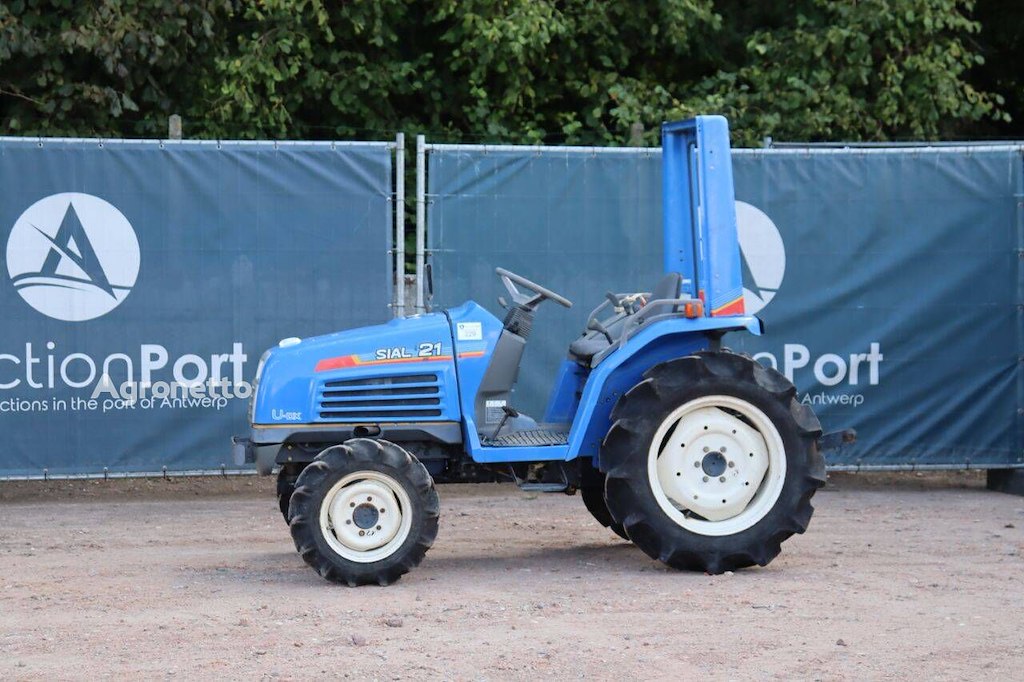 Prodaje se Iseki TF21F traktor točkaš na aukciji