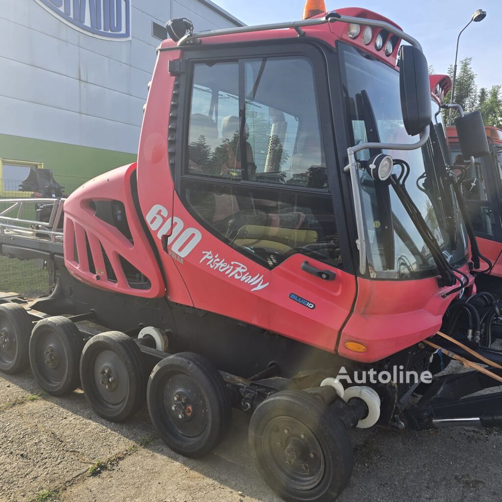 Kässbohrer PB 600 polar tabač snijega