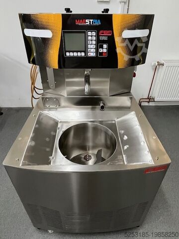 Mašina za temperiranje čokolade
FBM Maestria 60kg