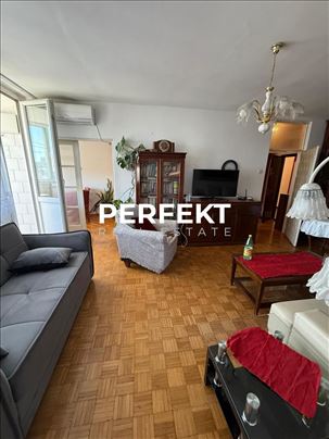 Stan s pogledom na Hram!