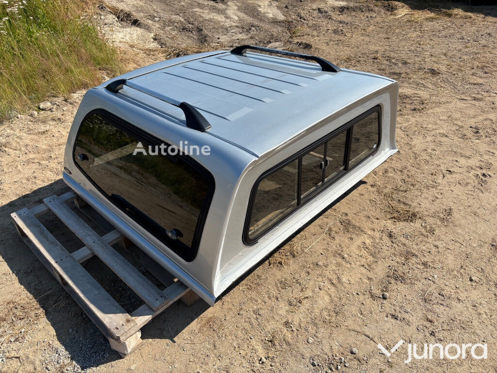 Prodaje se Volkswagen Amorak hardtop za pikap na aukciji