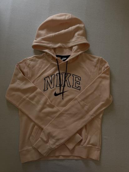 Nike duks