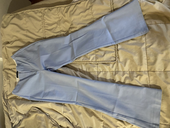 Plave pantalone novo