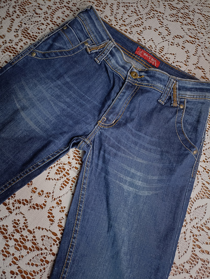 Farmerke Vel 31 7/8
