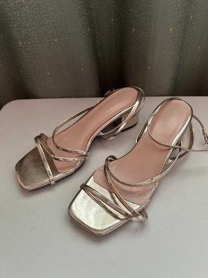 Nove cipele 38