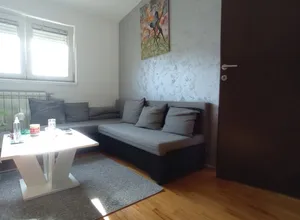 Prodaja Stan - Beograd, Rakovica: Kneževac