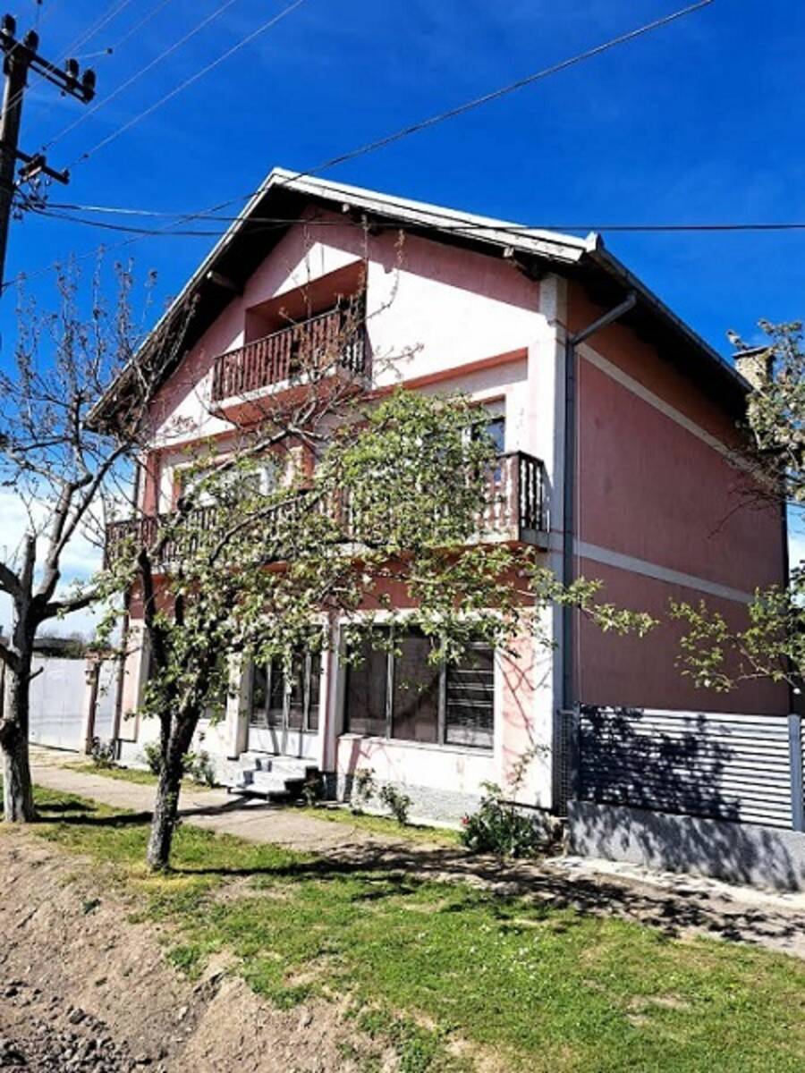 Kuća u Deču, opstina Pećinci