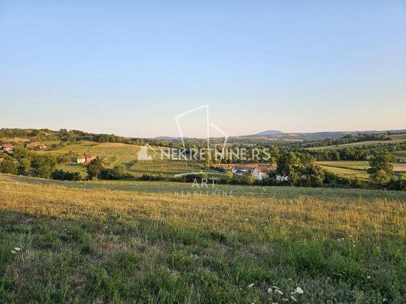 Plac Aranđelovac, 136ari ID#11999