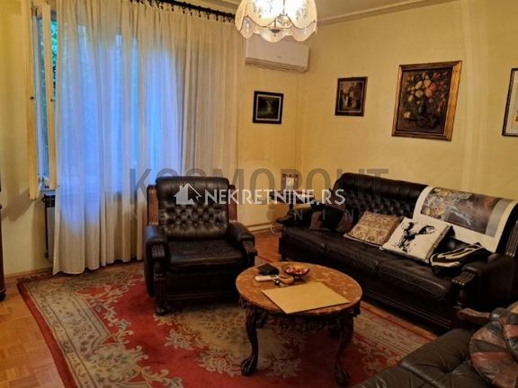 Palilula, Karaburma, Vlade Ilića , Kuća, 250m2, 420000 EUR