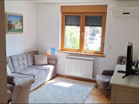 Voždovac, Lekino brdo, 2.0 stan, 42m2, 750 EUR, ID 52434