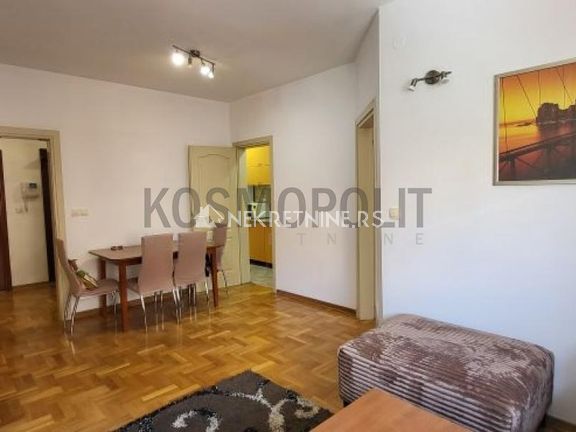 Vračar, Južni bulevar, Južni bulevar, 2.5, 60m2, 204000 EUR