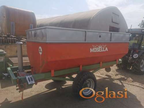 Prikolica Mossela 3200 + poviški = 5000 litrov