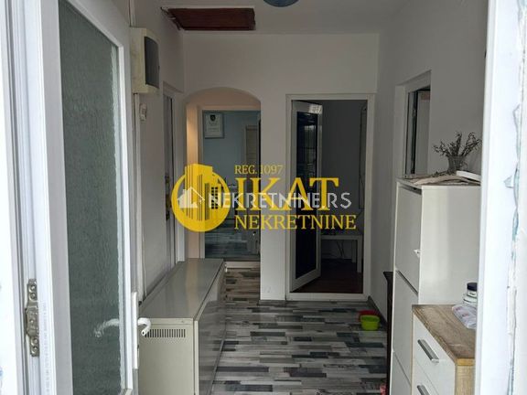 Kumodraž, Farmaceutski fakultet 80m2 ID#4594