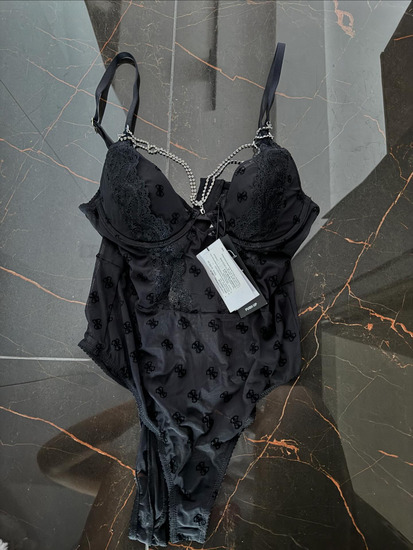 Novi guess body korset