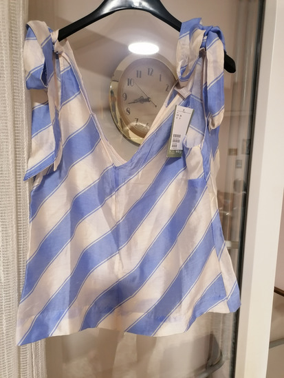 H&M bluzica