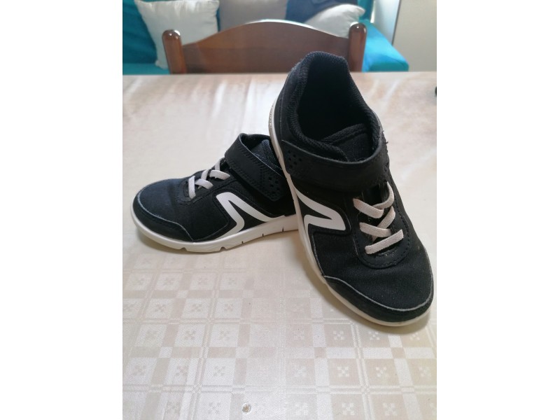 NEW feel teget kožne patike br.31