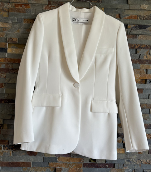 Zara odelo ivory XS