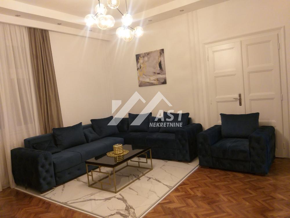 Četvorosoban u Stražilovskoj, odličan ID#3472 700 €
