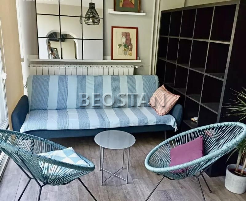 Novi Beograd - Blok 70 #64019 600 €