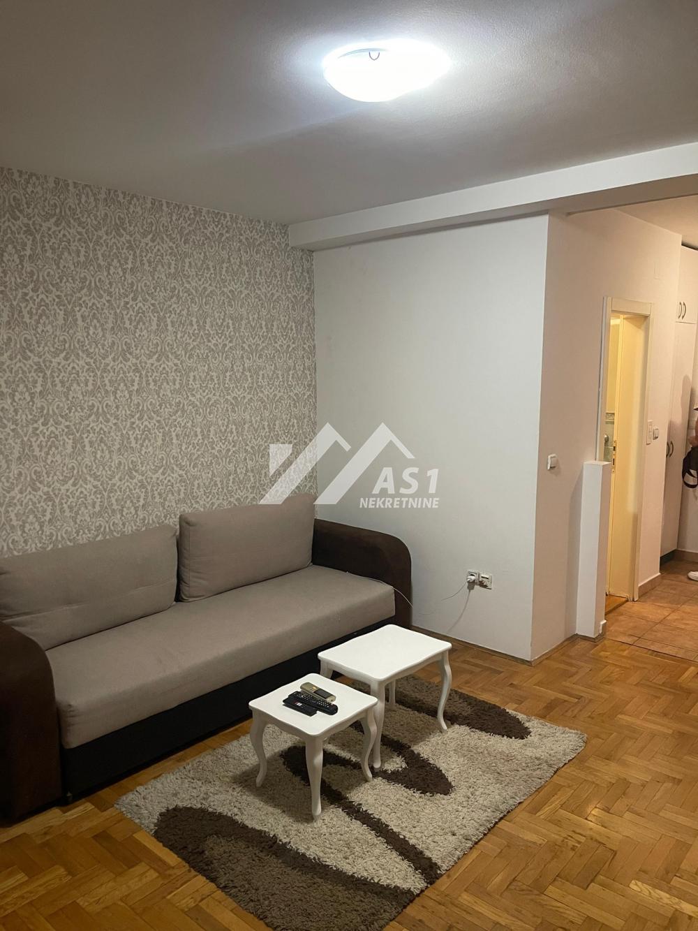 Izdajem prelepu renoviranu garsonjeru - Rotkvarija !!! ID#3423 280 €