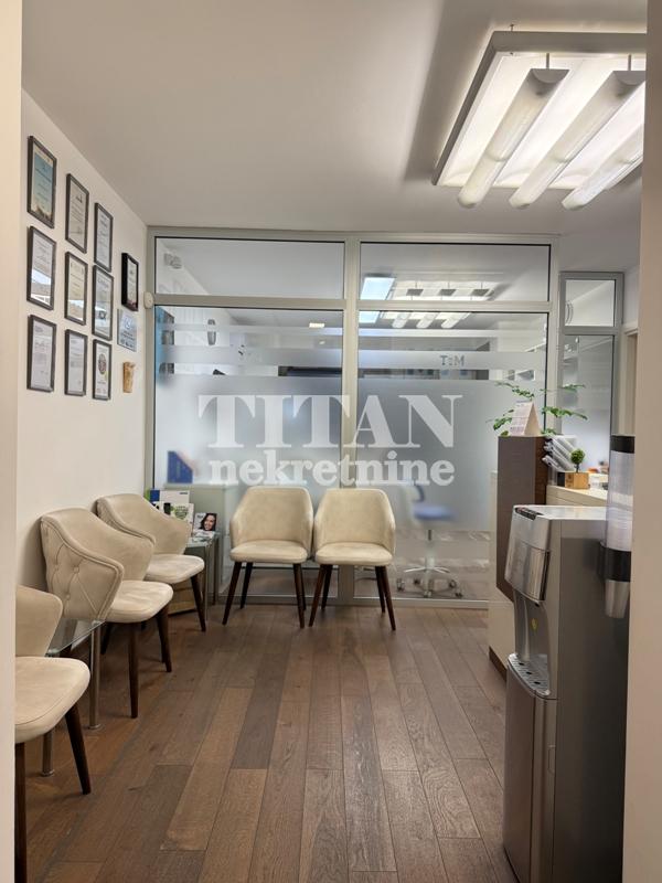 nov uknjizen trenutno ordinacija ID#5532 330.000 €