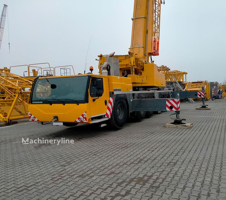Liebherr LTM 1230-5.1 dizalica za sve terene