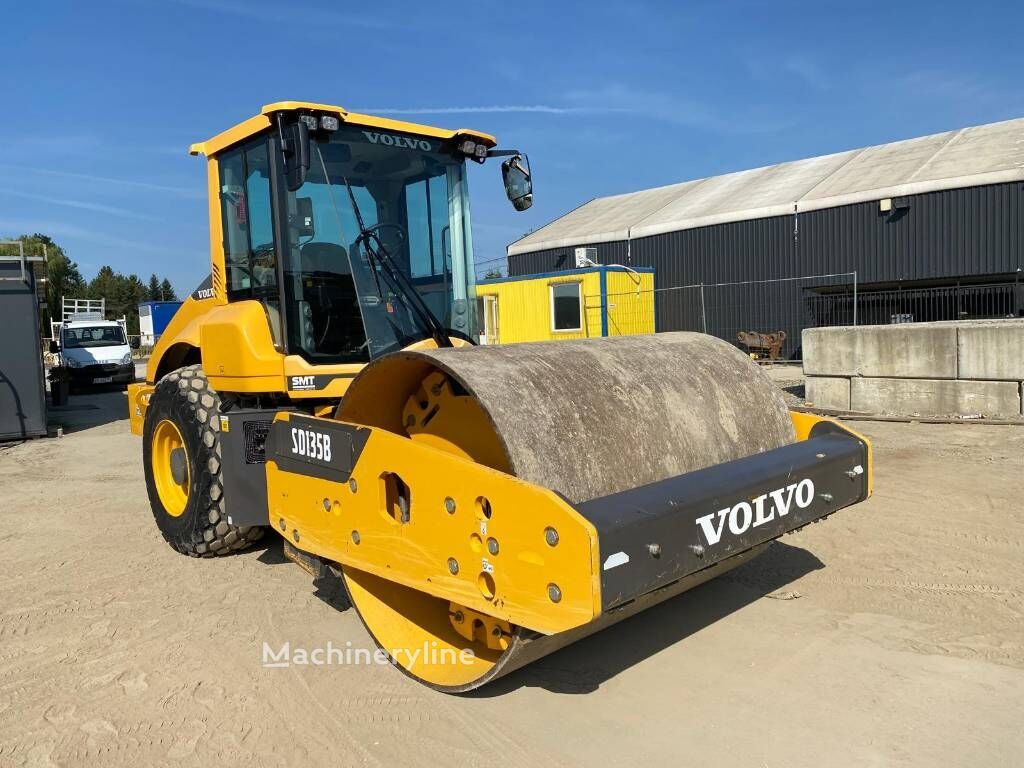 Volvo SD135B kompaktor s jednim valjkom