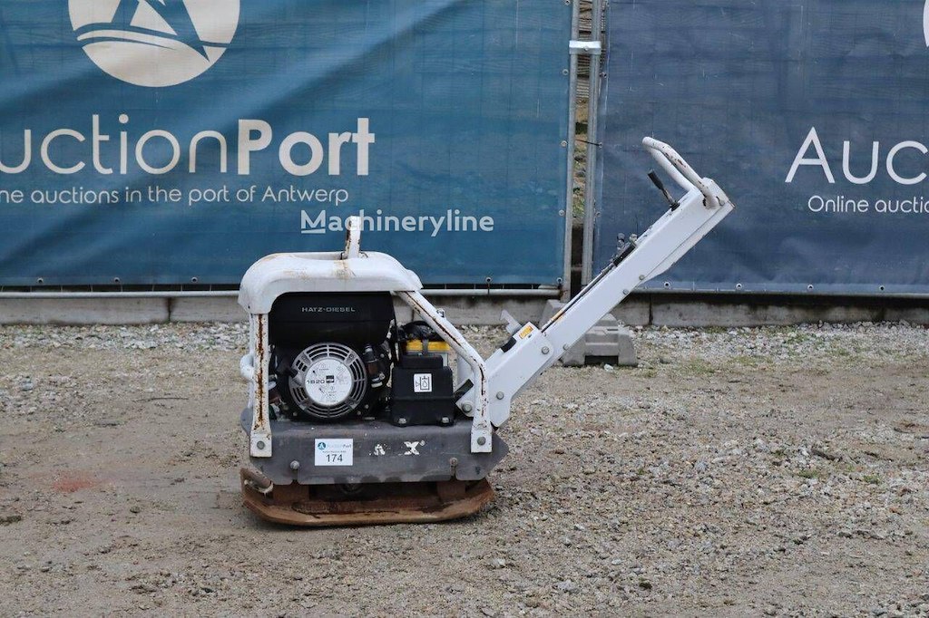 Prodaje se MV245 vibro ploču na aukciji