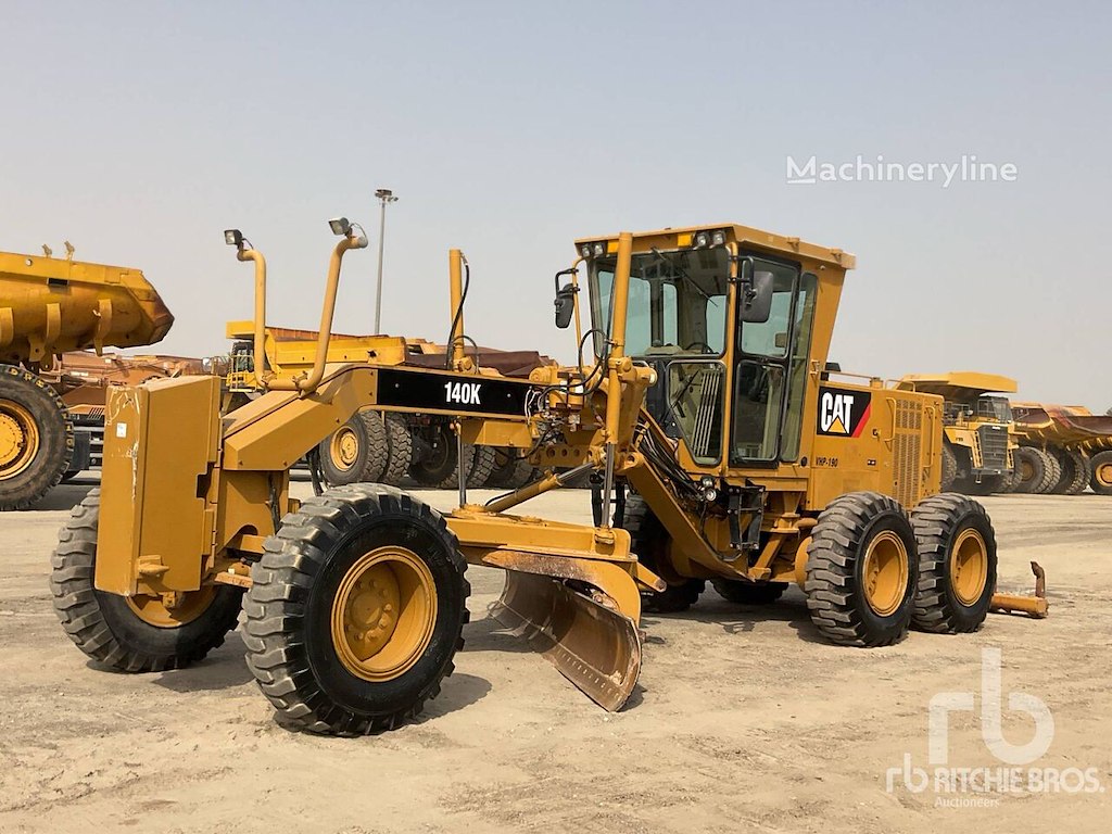 Prodaje se Caterpillar 140K grejder na aukciji