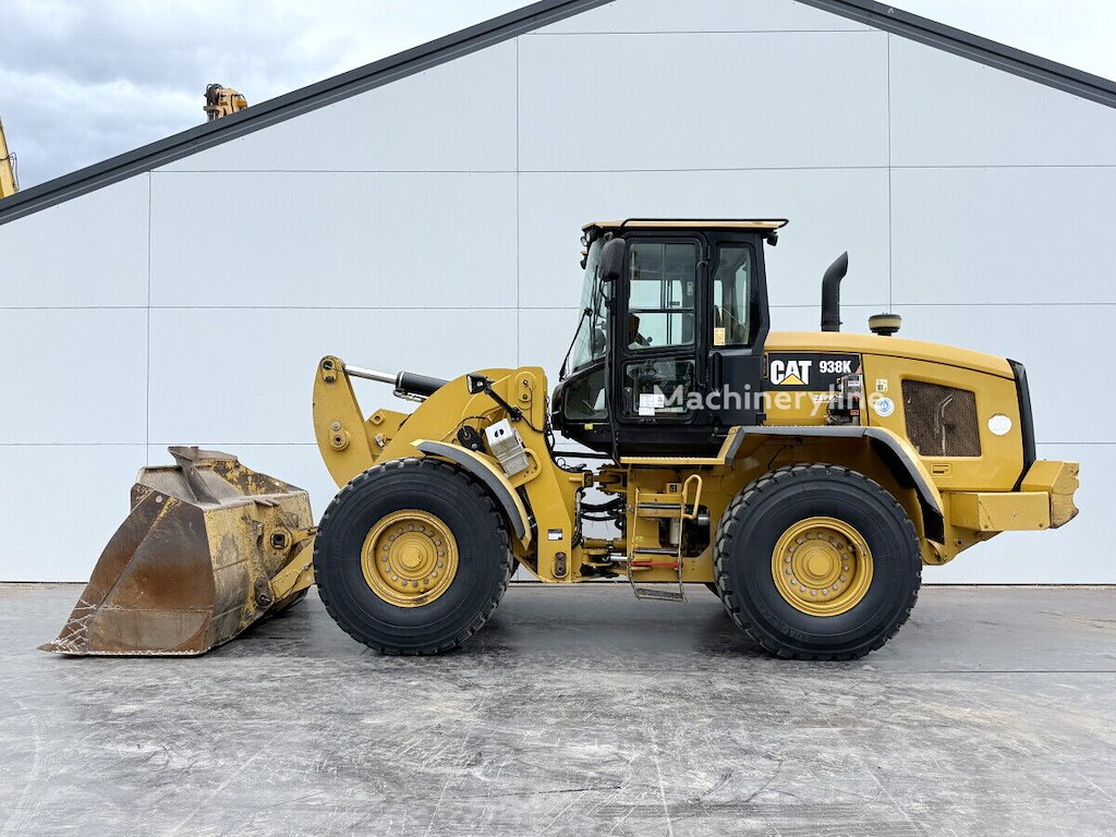 Caterpillar 938K prednji utovarivač