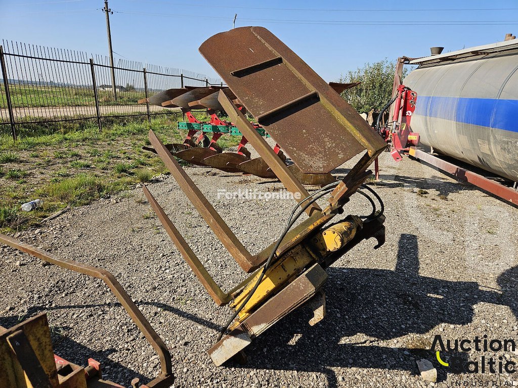 Prodaje se Pallet discharging device rotator za viljuškar na aukciji