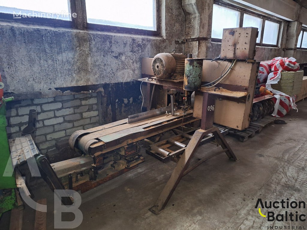 Prodaje se Board cutting machine prenosnu pilanu na aukciji