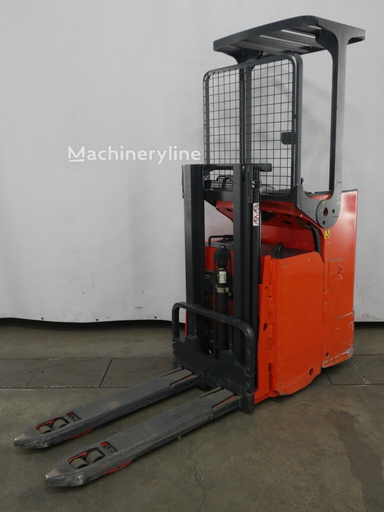 Linde L12LS regalni viljuškar