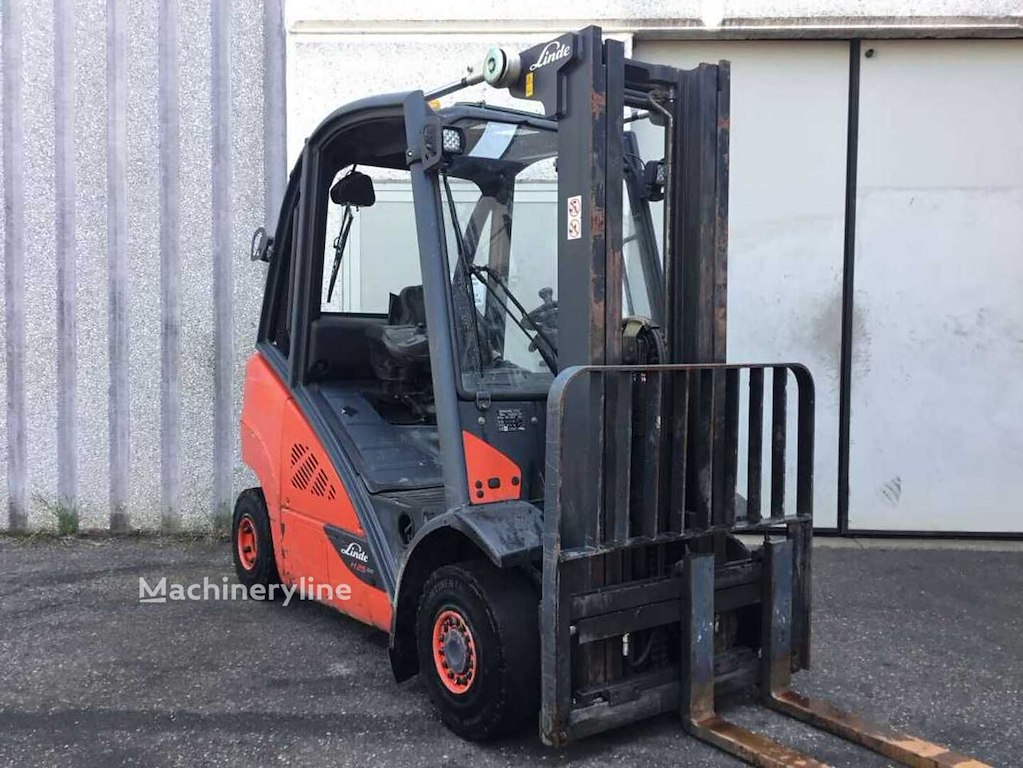 Linde H25D-02 3 dizel viljuškar