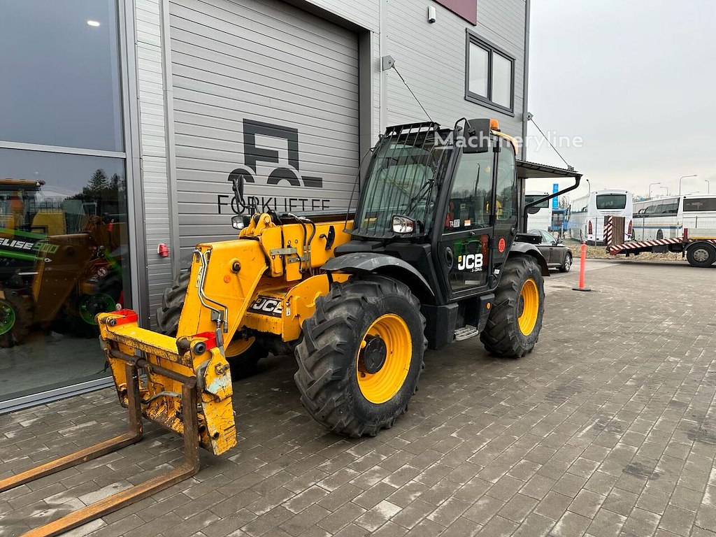 JCB 535-95 teleskopski utovarivač