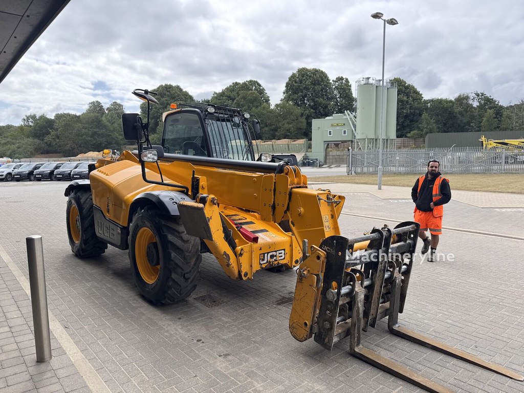 JCB 540-140 teleskopski utovarivač