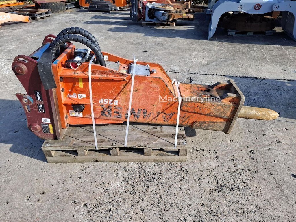 Rammer R25P hidraulični čekić