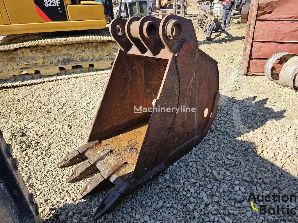 Prodaje se Digging bucket kašiku za bager na aukciji