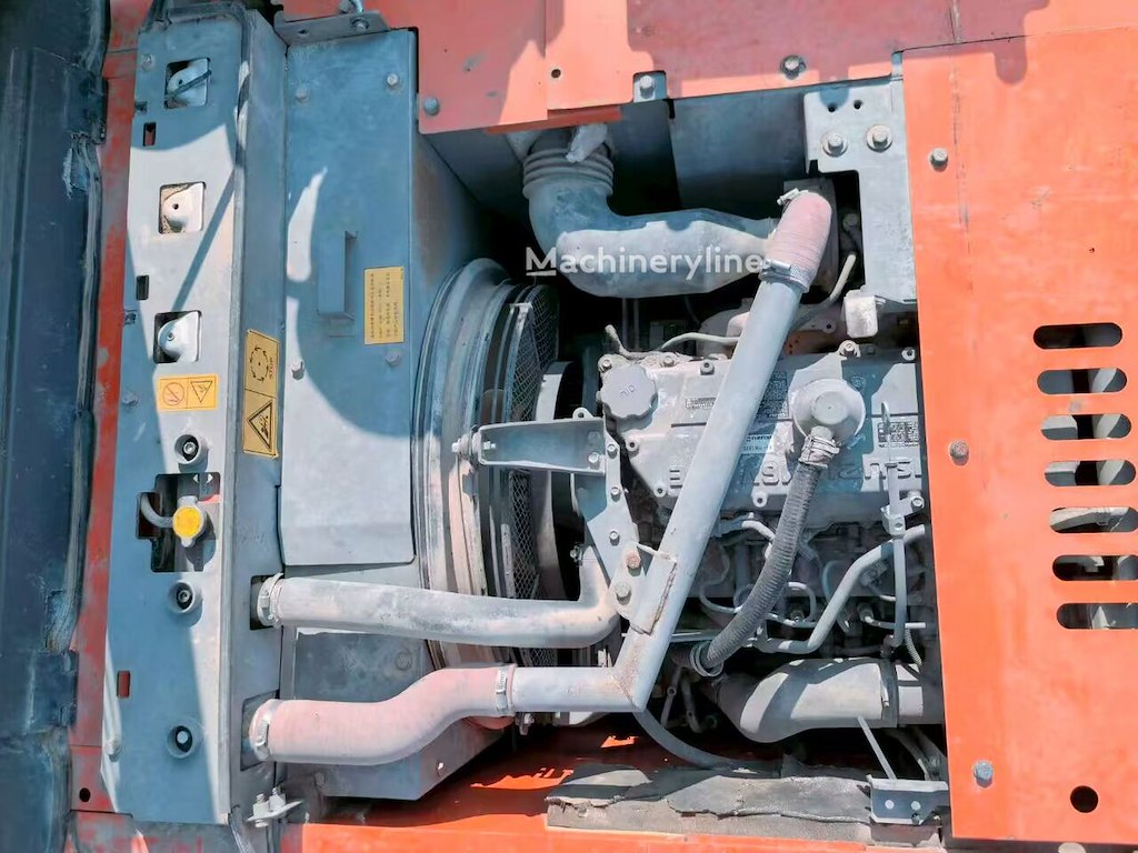 Hitachi ZAXIS210W bager točkaš
