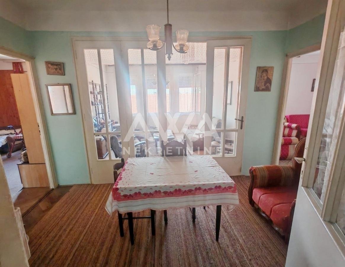 Centar Sombora. Salonski stan 116m2