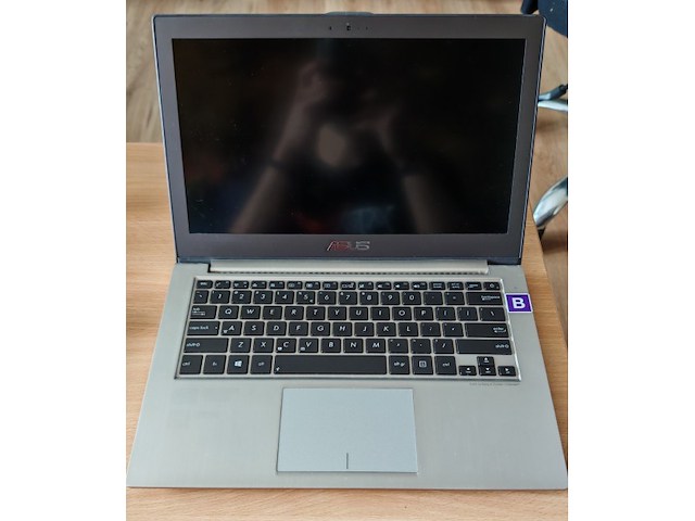 ASUS ux32v