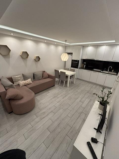Dvosoban stan za izdavanje, 57m2, 620€