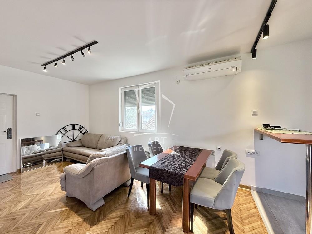 Kralja Ostoje, Trosoban stan za izdavanje, 77m2, 800€