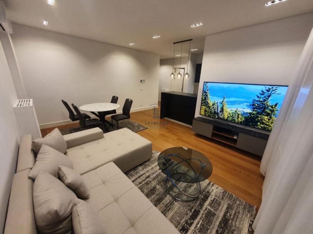 Dvosoban stan za izdavanje, 67m2, 1.600€