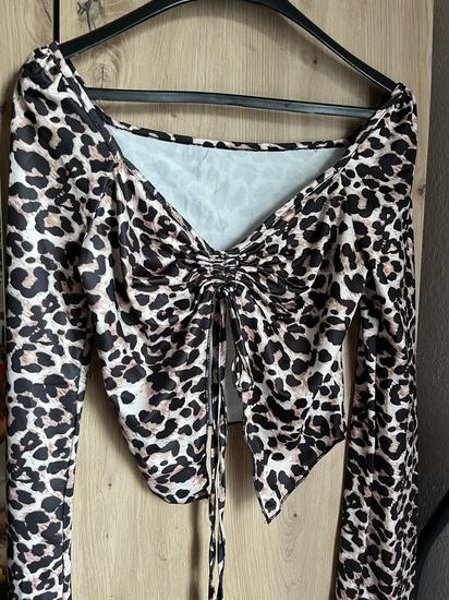 Leopard top